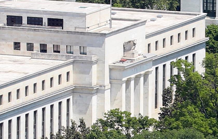 Dovish Fed contemplates rate cuts: risks to weaker US growth persist ...