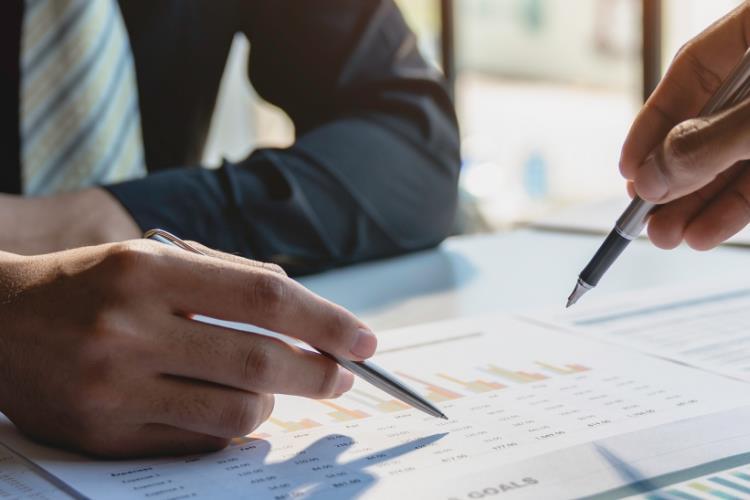 Comparing Evergreen and Traditional Fund Returns | Neuberger Berman ...