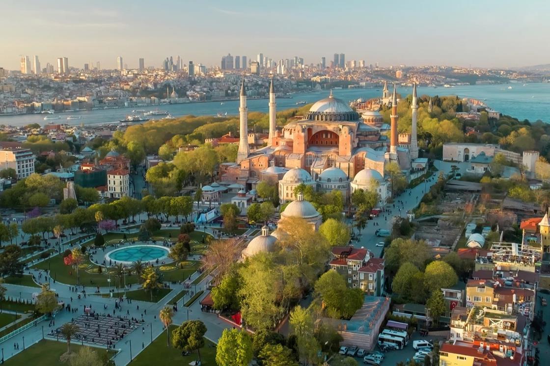 Reasons to Revisit EM Corporate Debt: A Short Duration Approach ...